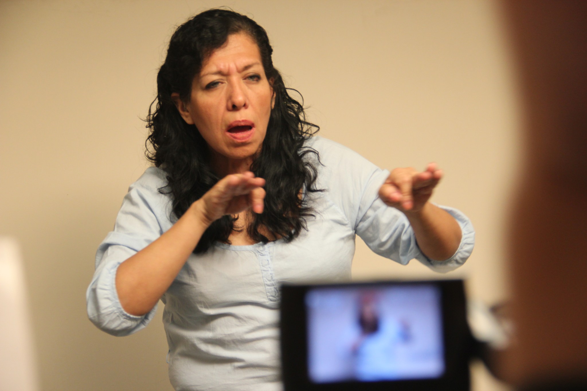 Glotofobia y audismo: la doble discriminación sobre las personas sordas